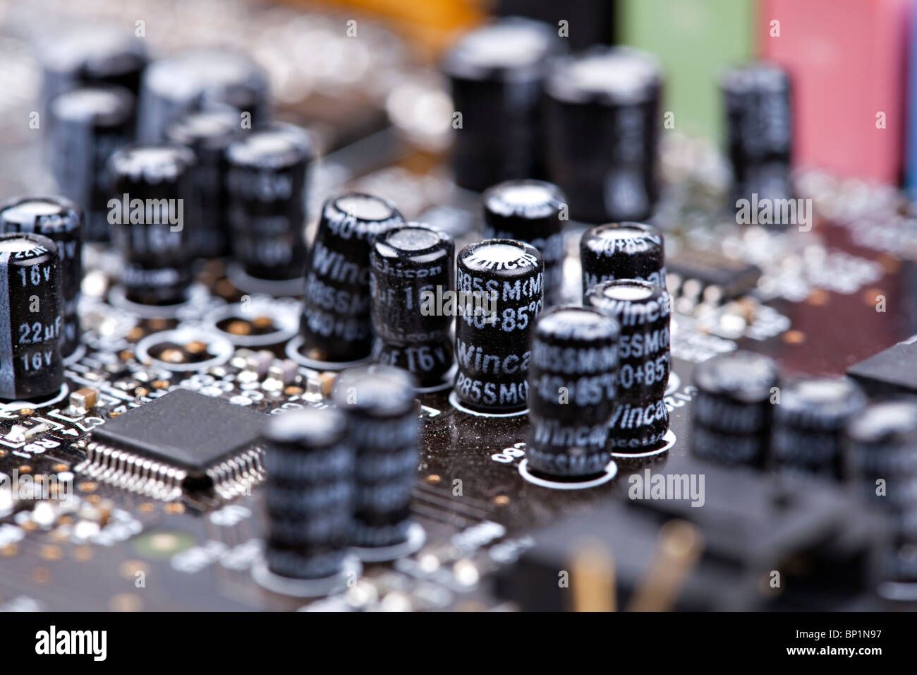 Capacitors hi-res stock photography and images - Alamy