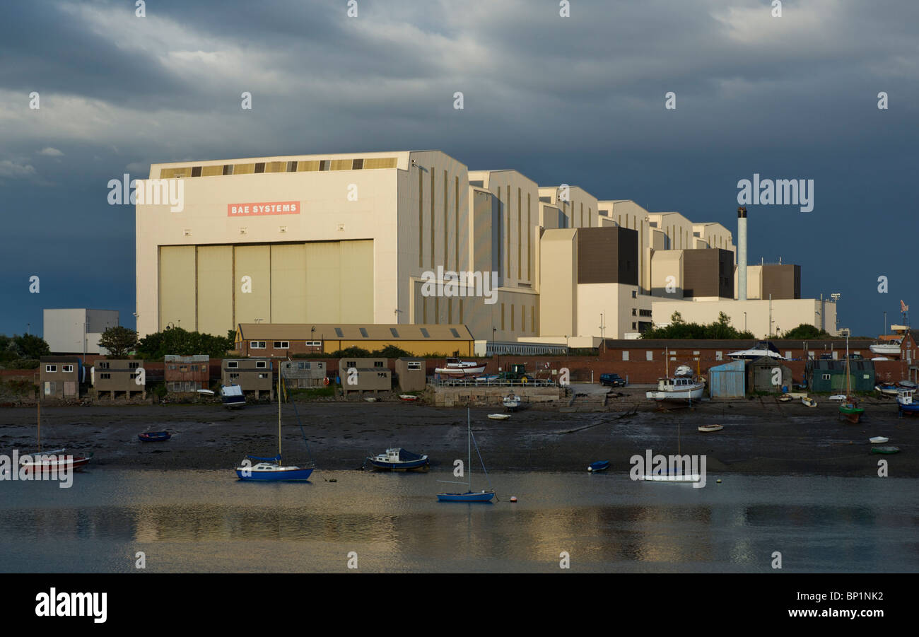 Barrow in furness shipyard hi-res stock photography and images - Alamy