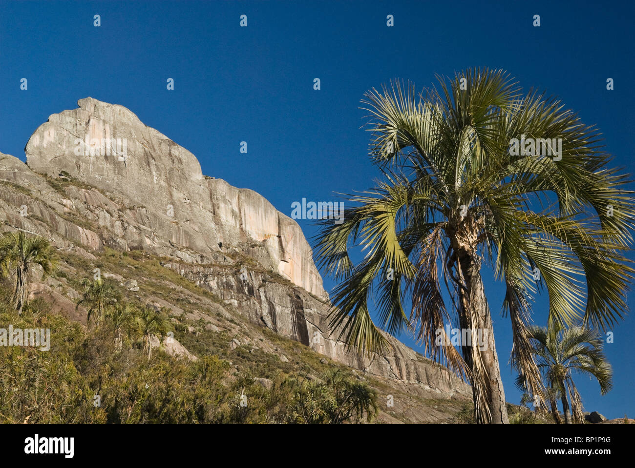 Sharp cliff in the Tsaranoro Valley, Andringitra National Park ...