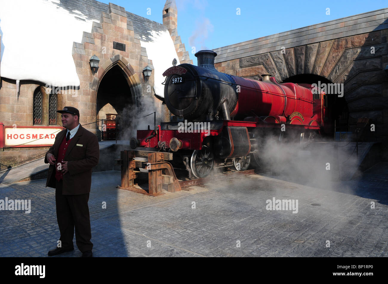 Hogwarts Express In The Wizarding World of Harry Potter, Islands of ...