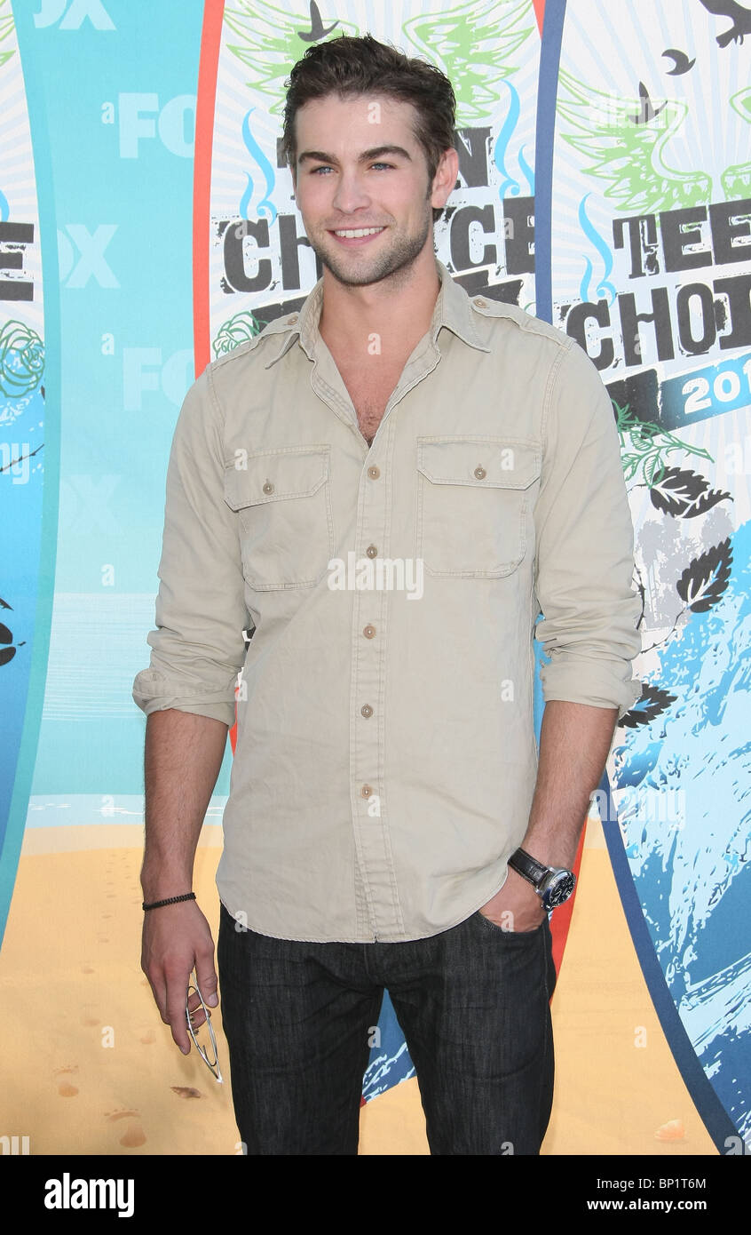 CHASE CRAWFORD TEEN CHOICE 2010 ARRIVALS LOS ANGELES CALIFORNIA USA 08 ...