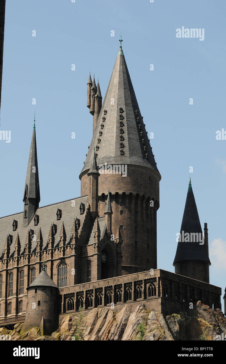 Hogwarts Castle, In The Wizarding World of Harry Potter, Islands of ...