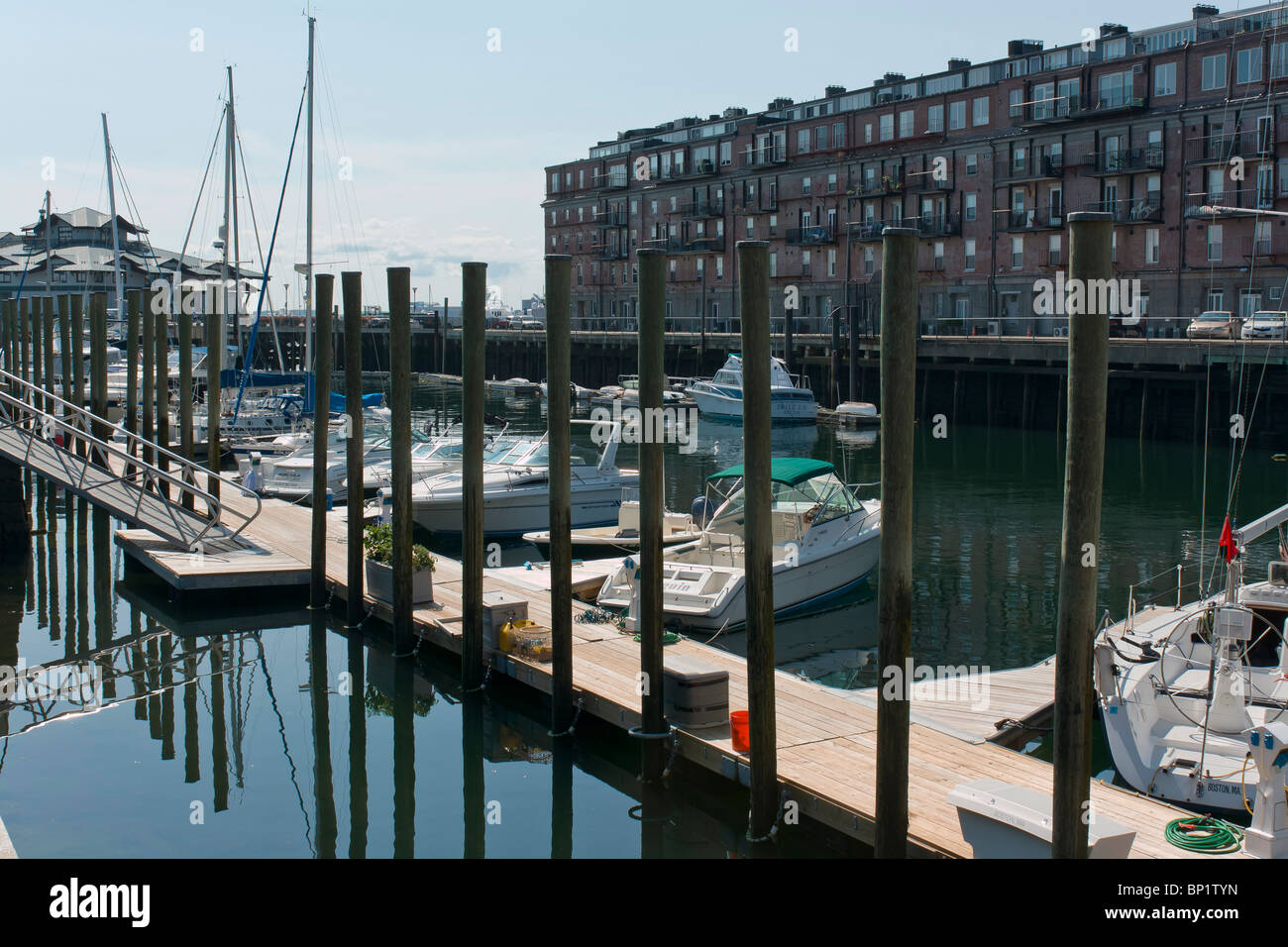 Boston wharf hi-res stock photography and images - Alamy