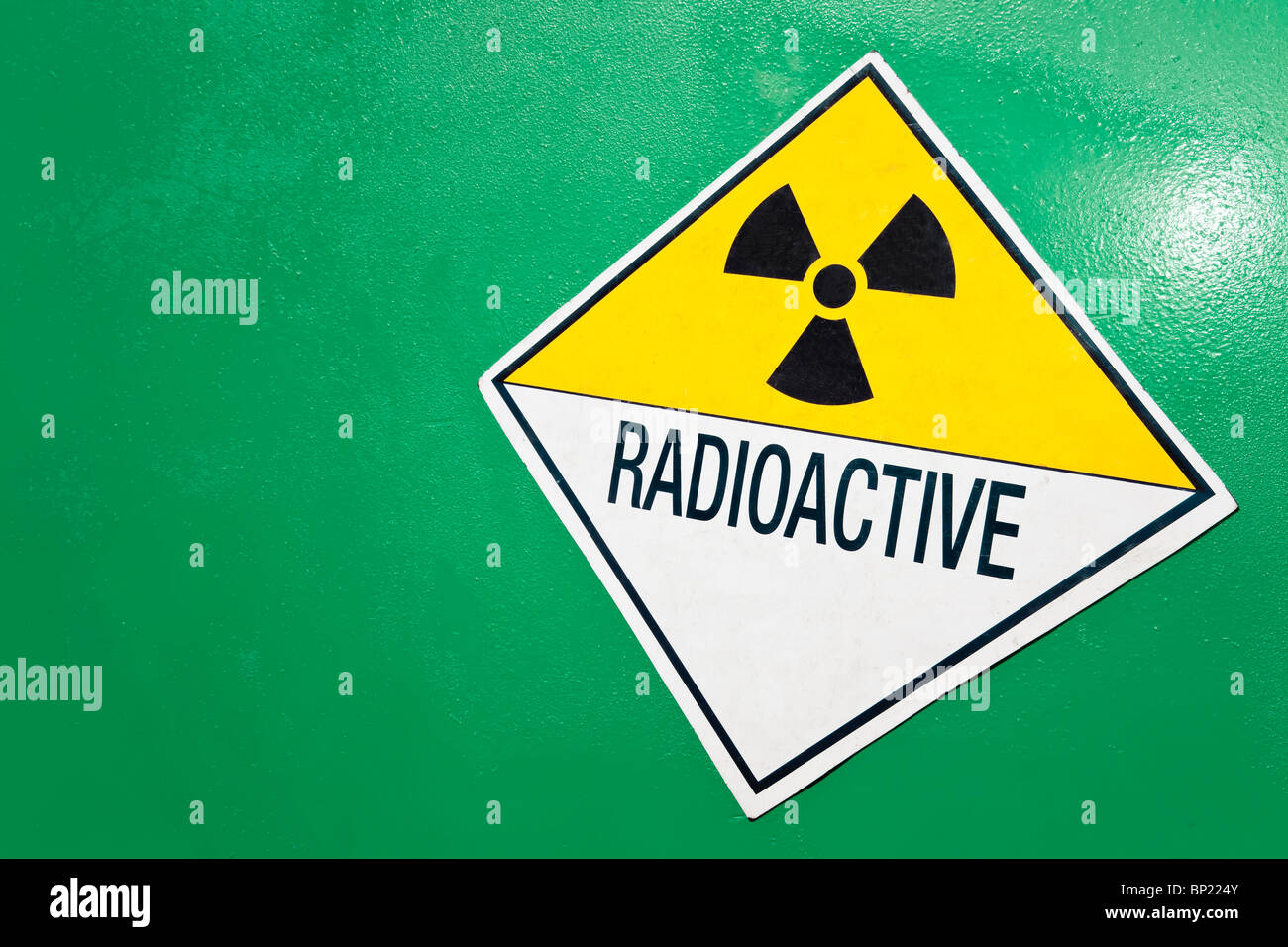 Radioactive material hi-res stock photography and images - Alamy