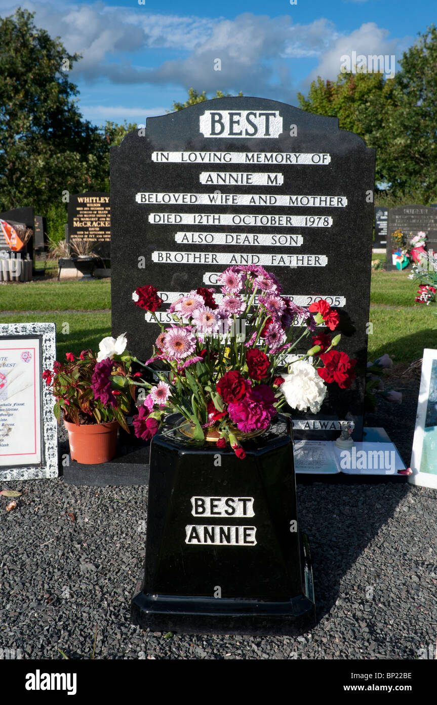 Grave of Football Legend George Best Stock Photo - Alamy Grave of Football Legend George Best Stock Photo - Alamy