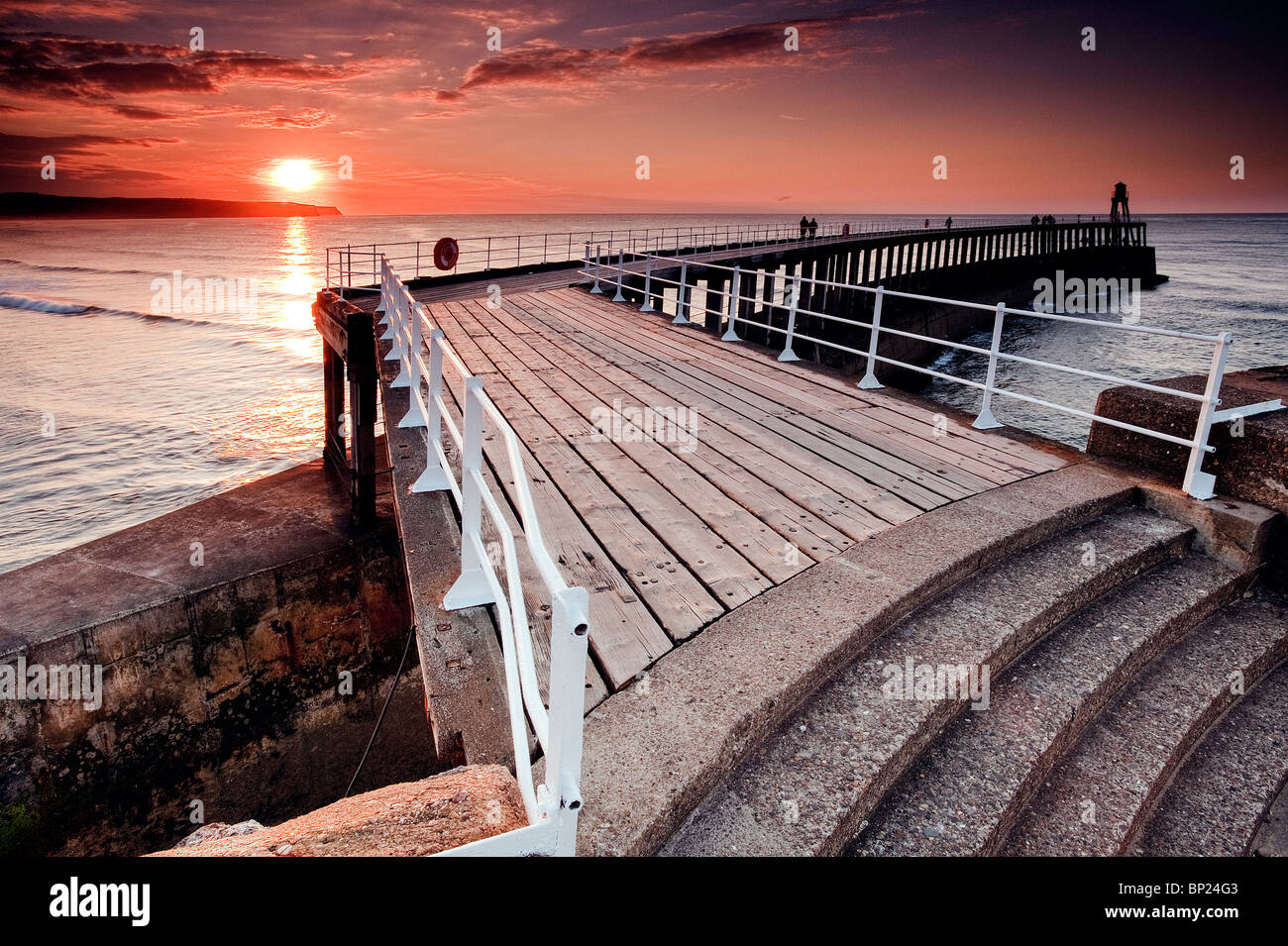 Kettleness point hi-res stock photography and images - Alamy