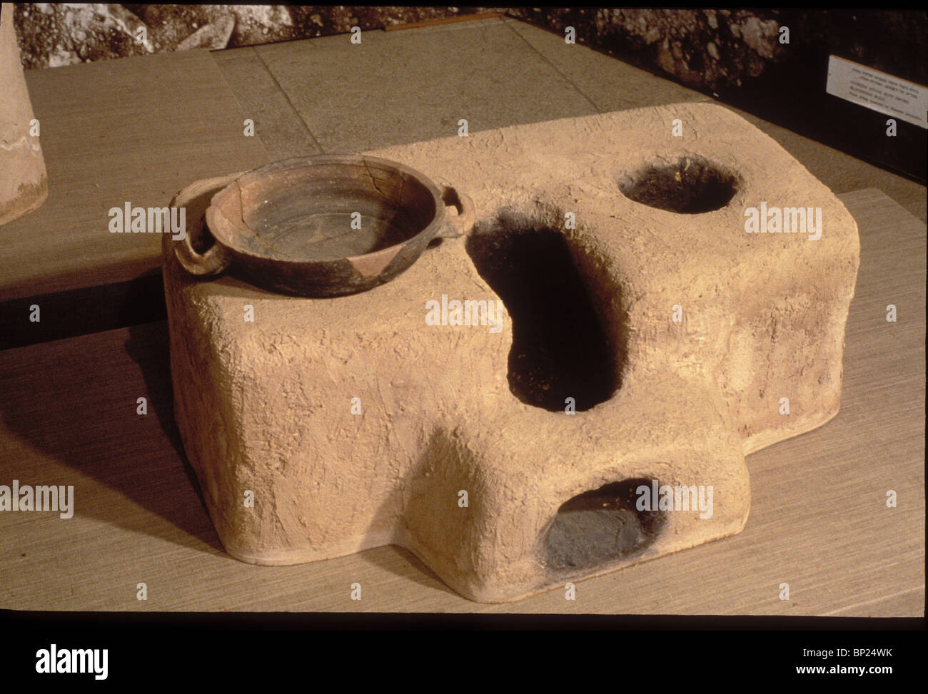 675. RECONSTRUCTION OF A TYPICAL CLAY COOKING STOVE FOUND IN ROMAN ...