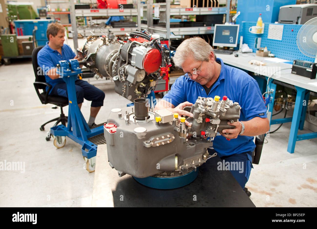 Air technology engines hi-res stock photography and images - Alamy
