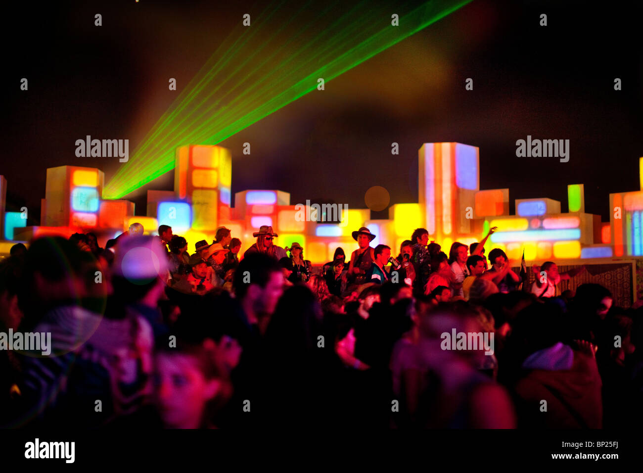 Uk nightclubs hi-res stock photography and images - Alamy