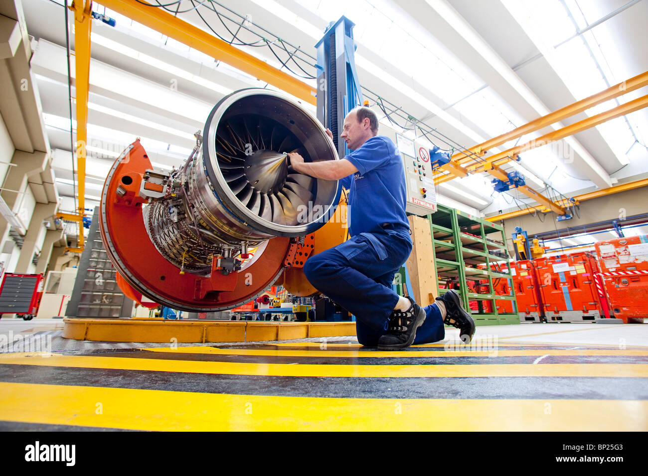 Mtu aero engines hi-res stock photography and images - Alamy