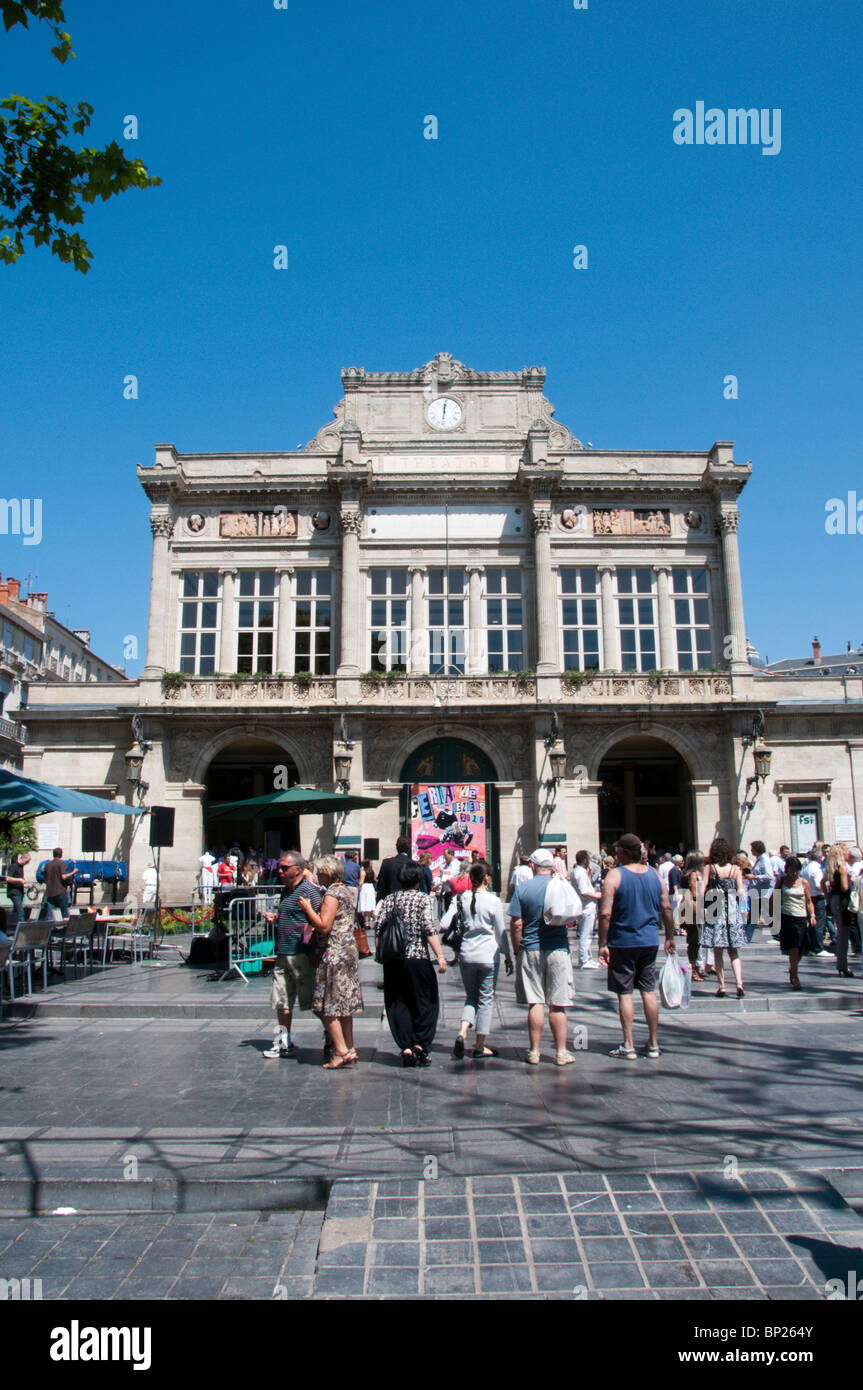 Beziers Theatre at the head of the Allee Paul Riquet Stock Photo - Alamy