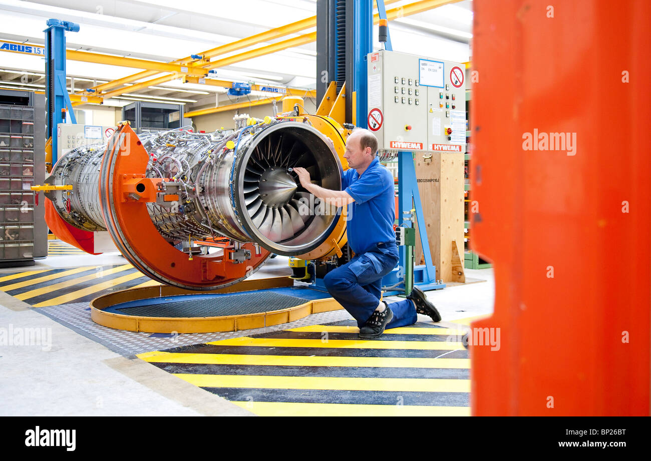 Mtu aero engines hi-res stock photography and images - Alamy