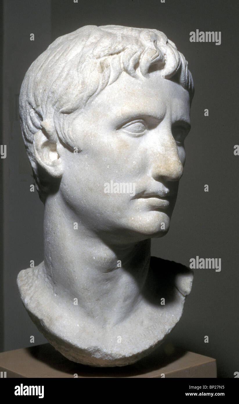 933. BUST OF EMPEROR AUGUSTUS, (30 BC. - 14 AD Stock Photo - Alamy