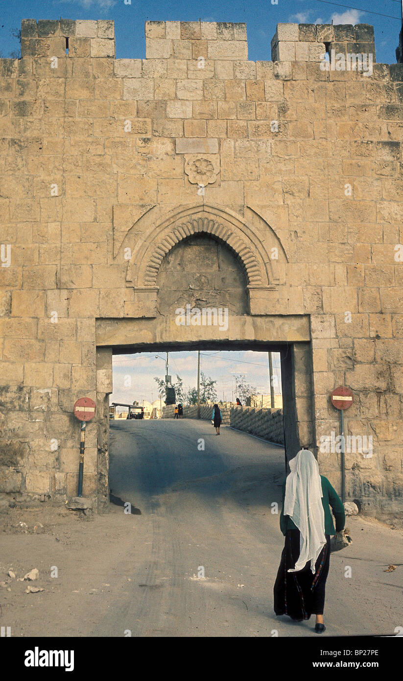 962 jerusalem the dung gate hi-res stock photography and images - Alamy