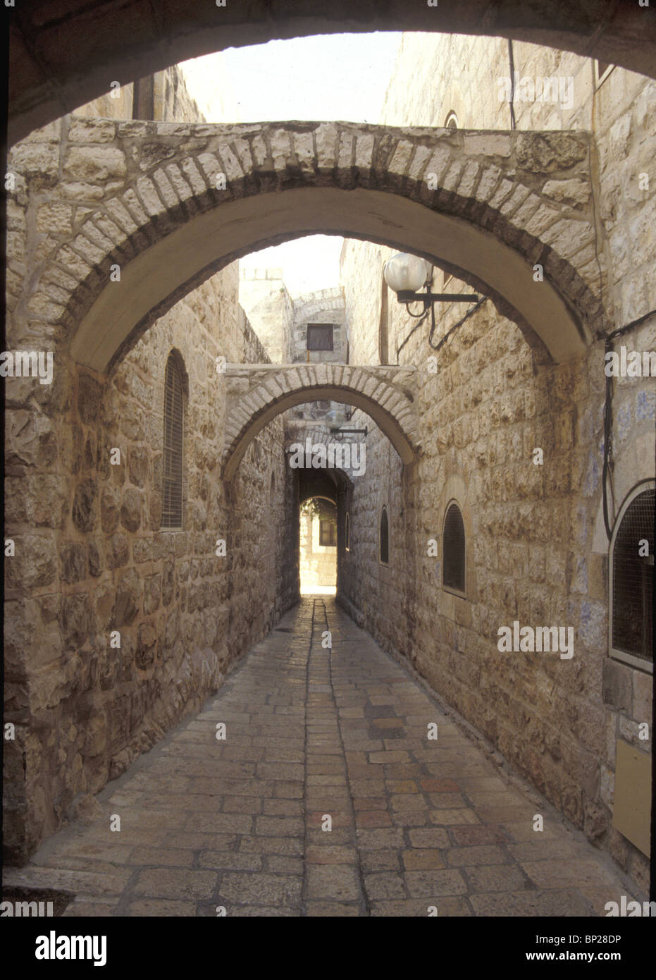 2088. JERUSALEM, THE JEWISH QUARTER IN THE OLD CITY, ANCIENT BUILDINGS ...
