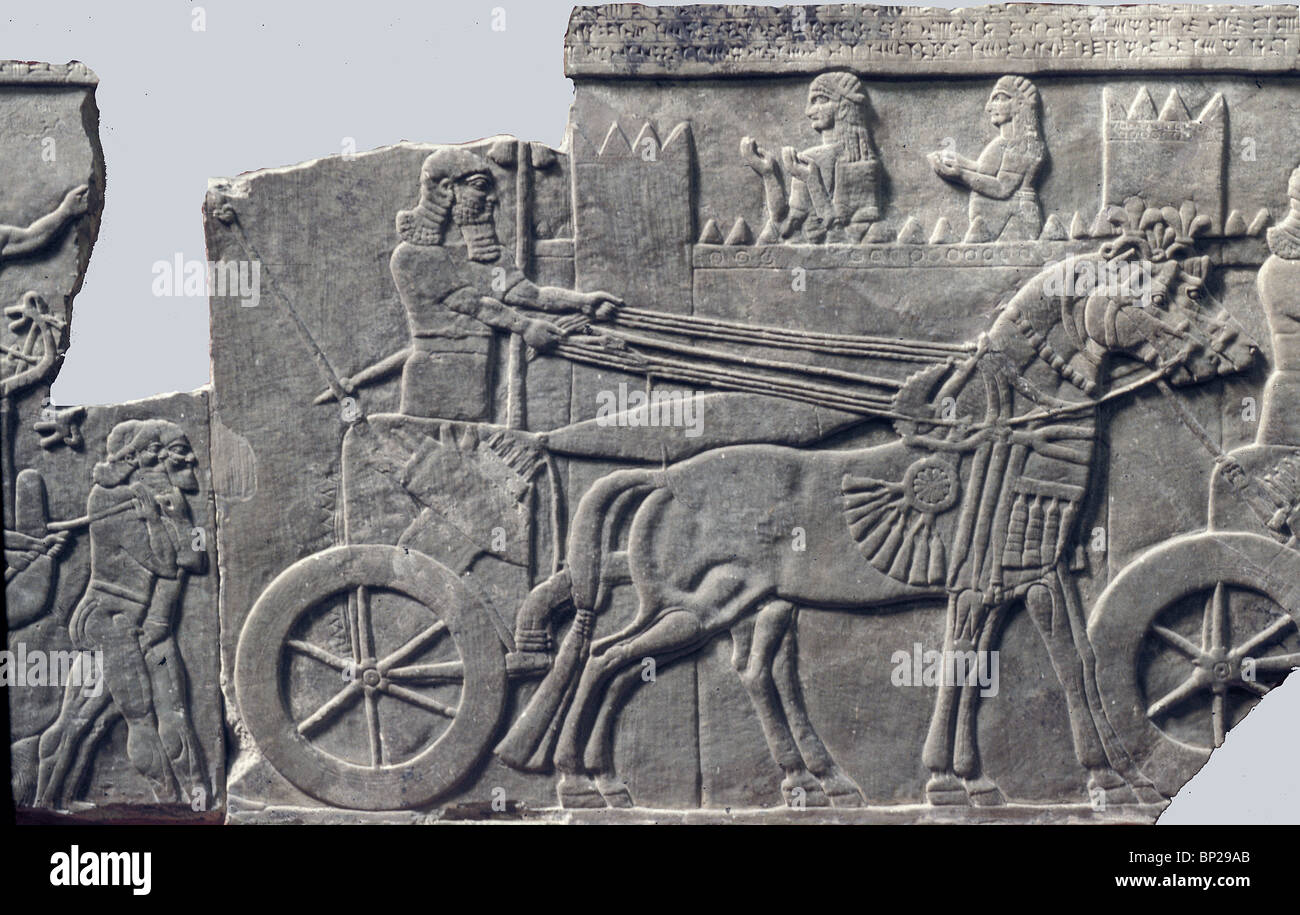 2837. ASSYRIAN SOLDIERS ON VICTORY PARADE BEING CHEERED BY WOMEN ON THE ...