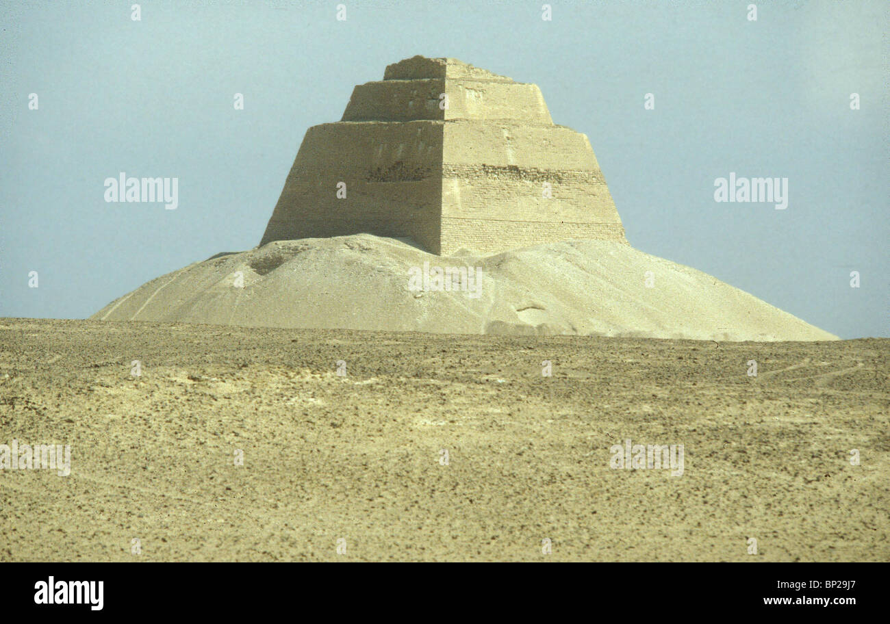 Pyramid of hawara hi-res stock photography and images - Alamy
