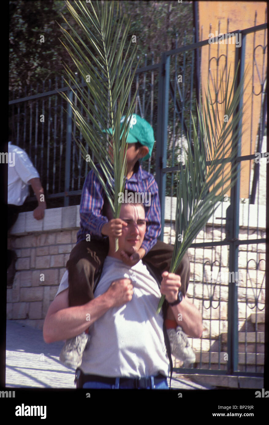 3101. PILGRIMS CELEBRATING EASTER IN JERUSALEM Stock Photo - Alamy
