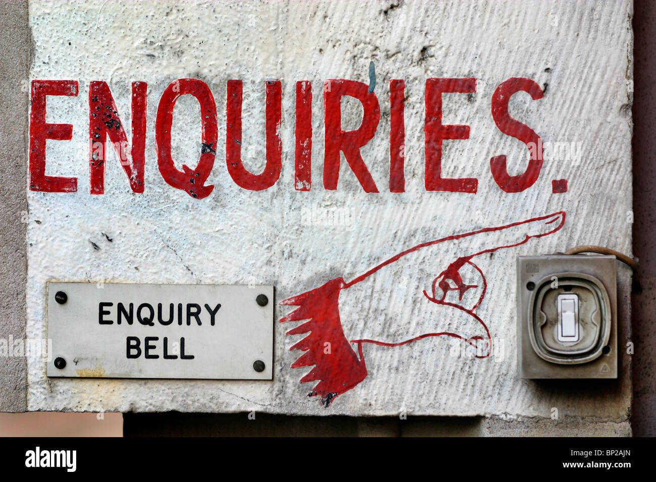 Enquiries hi-res stock photography and images - Alamy