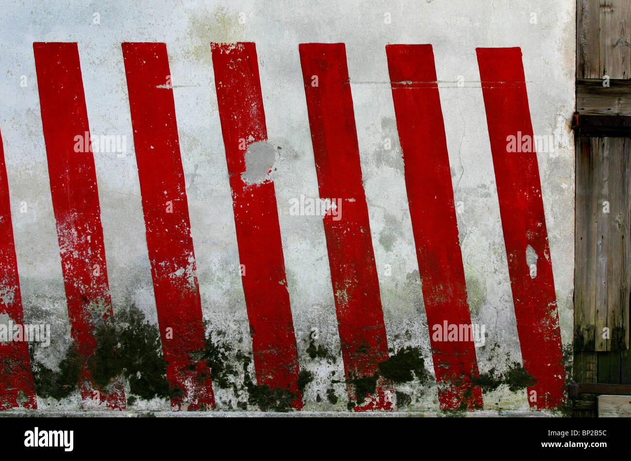Red stripe paint hi-res stock photography and images - Alamy