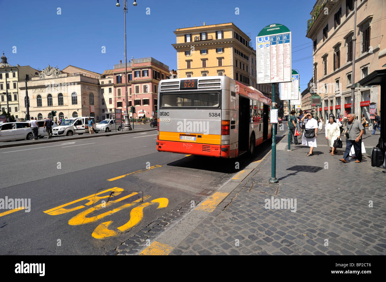 Public transport in italy hi-res stock photography and images - Alamy