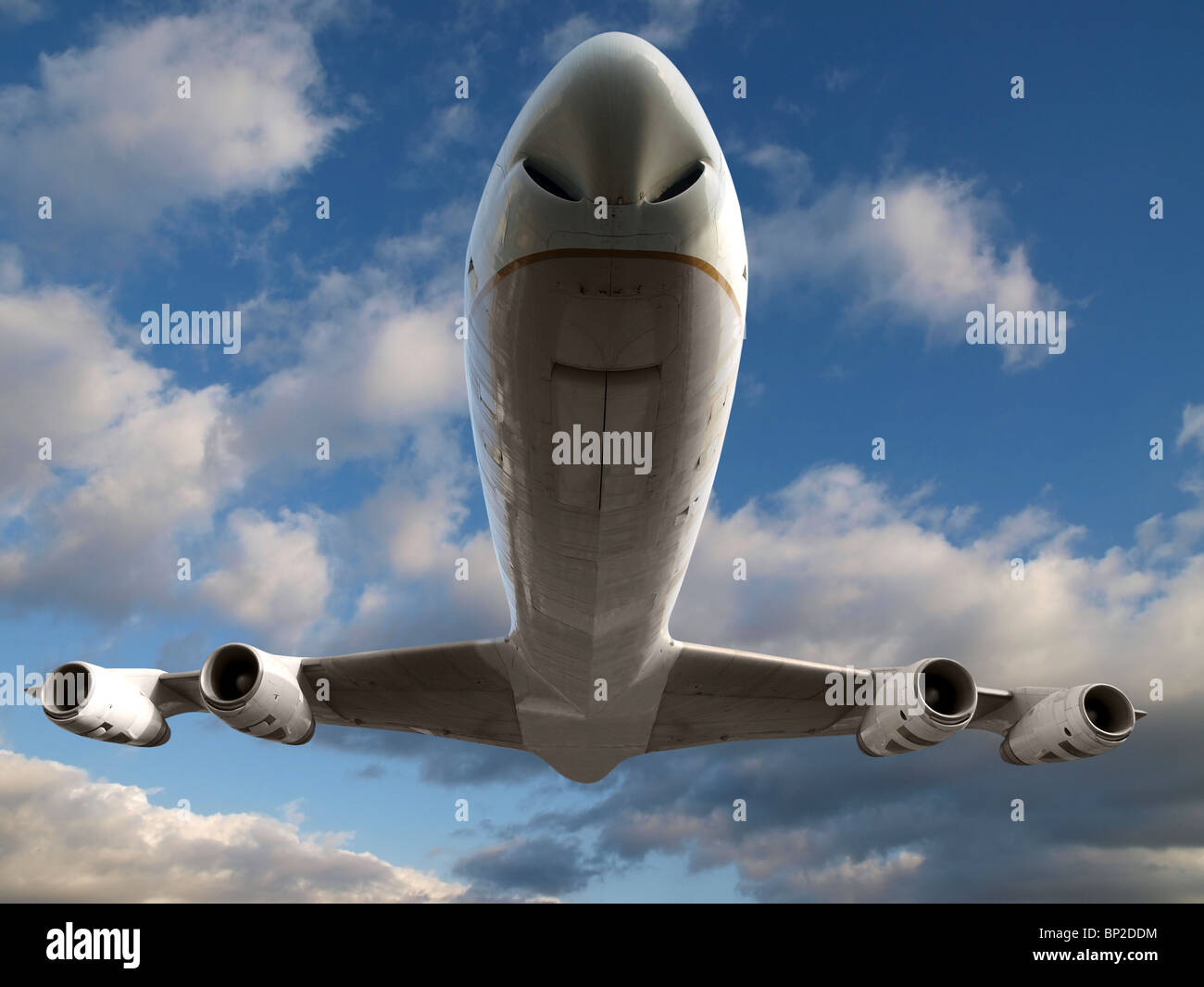 Commercial jet clouds hi-res stock photography and images - Alamy