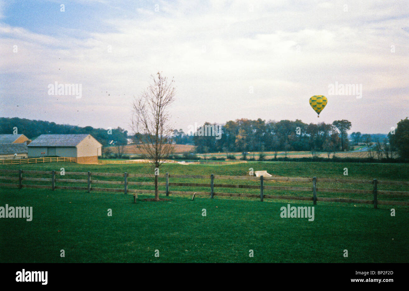 Hot air balloon riders soar , float over Lancaster farm fields, early ...
