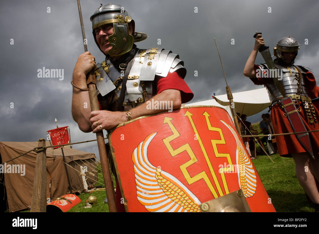 Roman army shield wall hi-res stock photography and images - Alamy