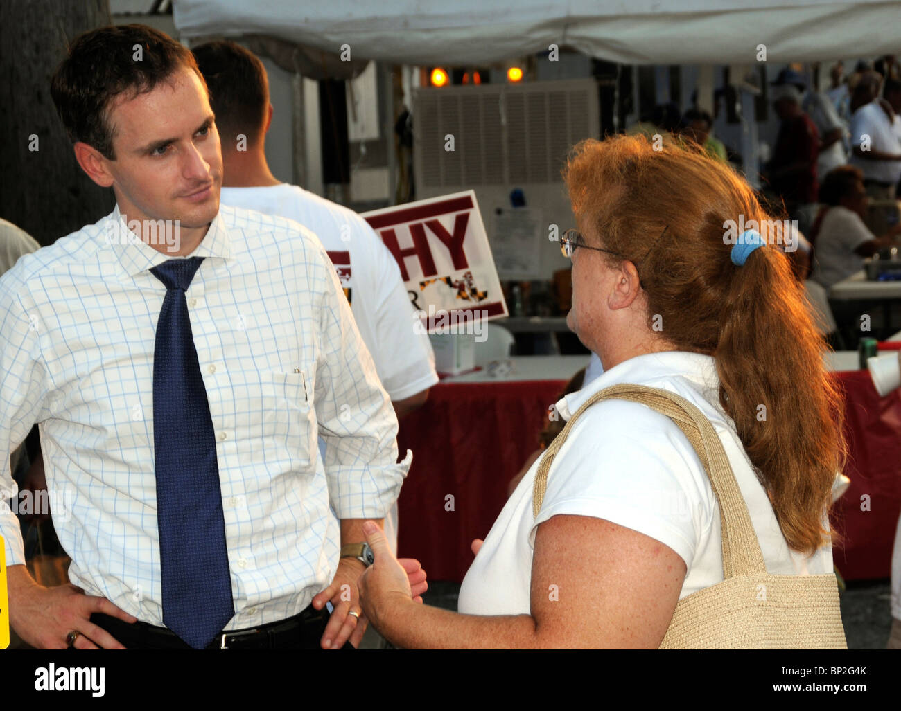 Woman running for governor hi-res stock photography and images - Alamy
