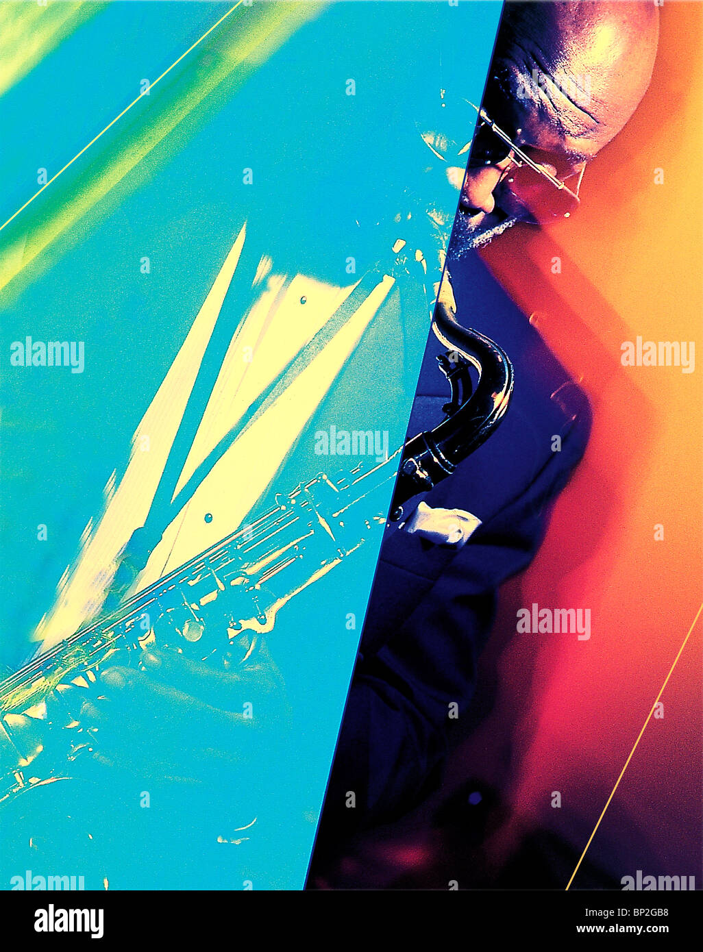 jazz tenor sax player Stock Photo - Alamy
