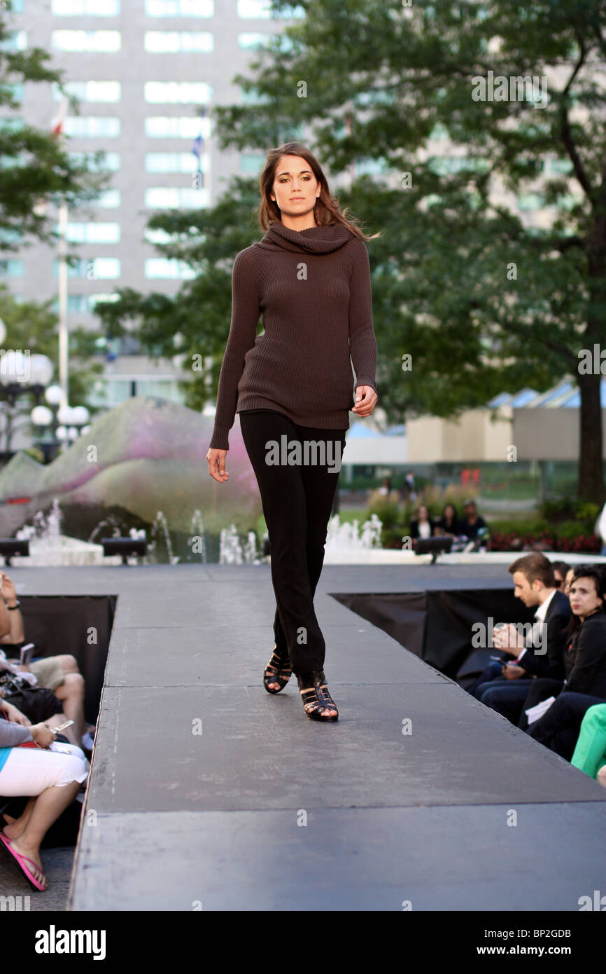 young female model turtleneck outdoor catwalk Stock Photo - Alamy
