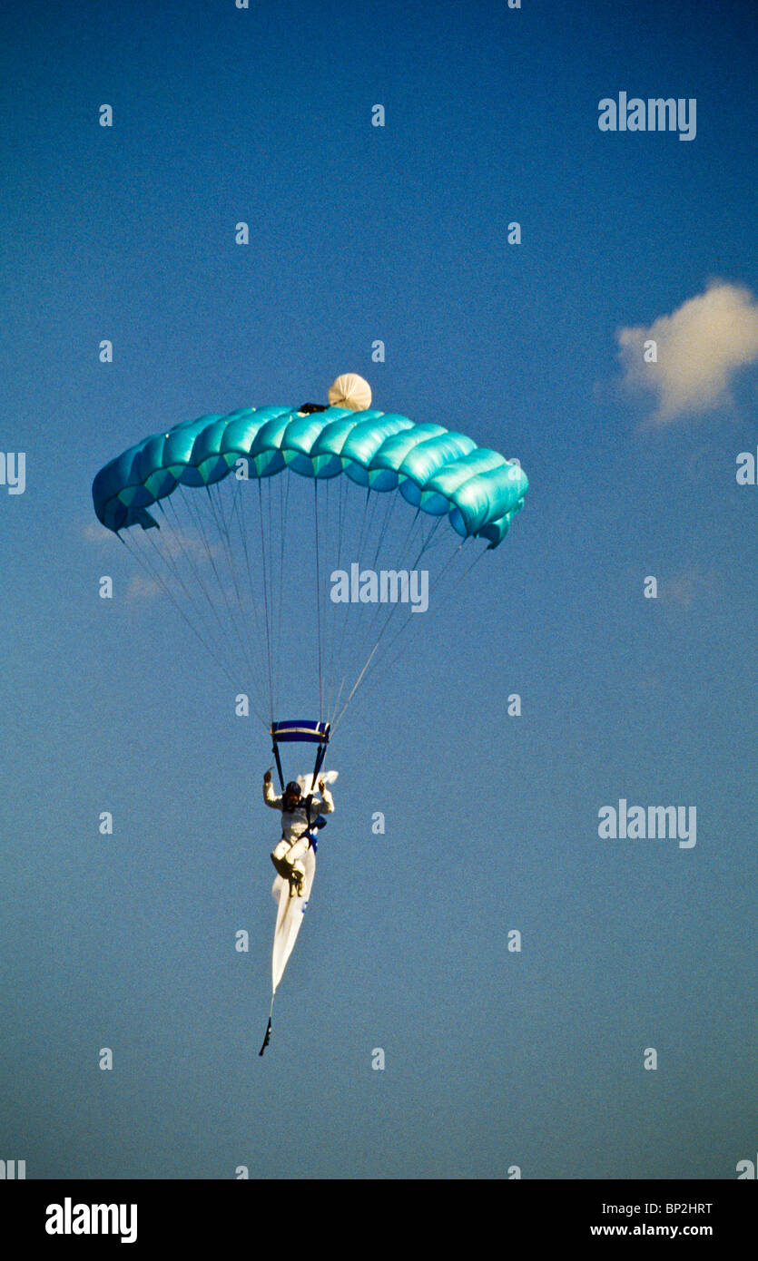 Sky diving team member Stock Photo - Alamy
