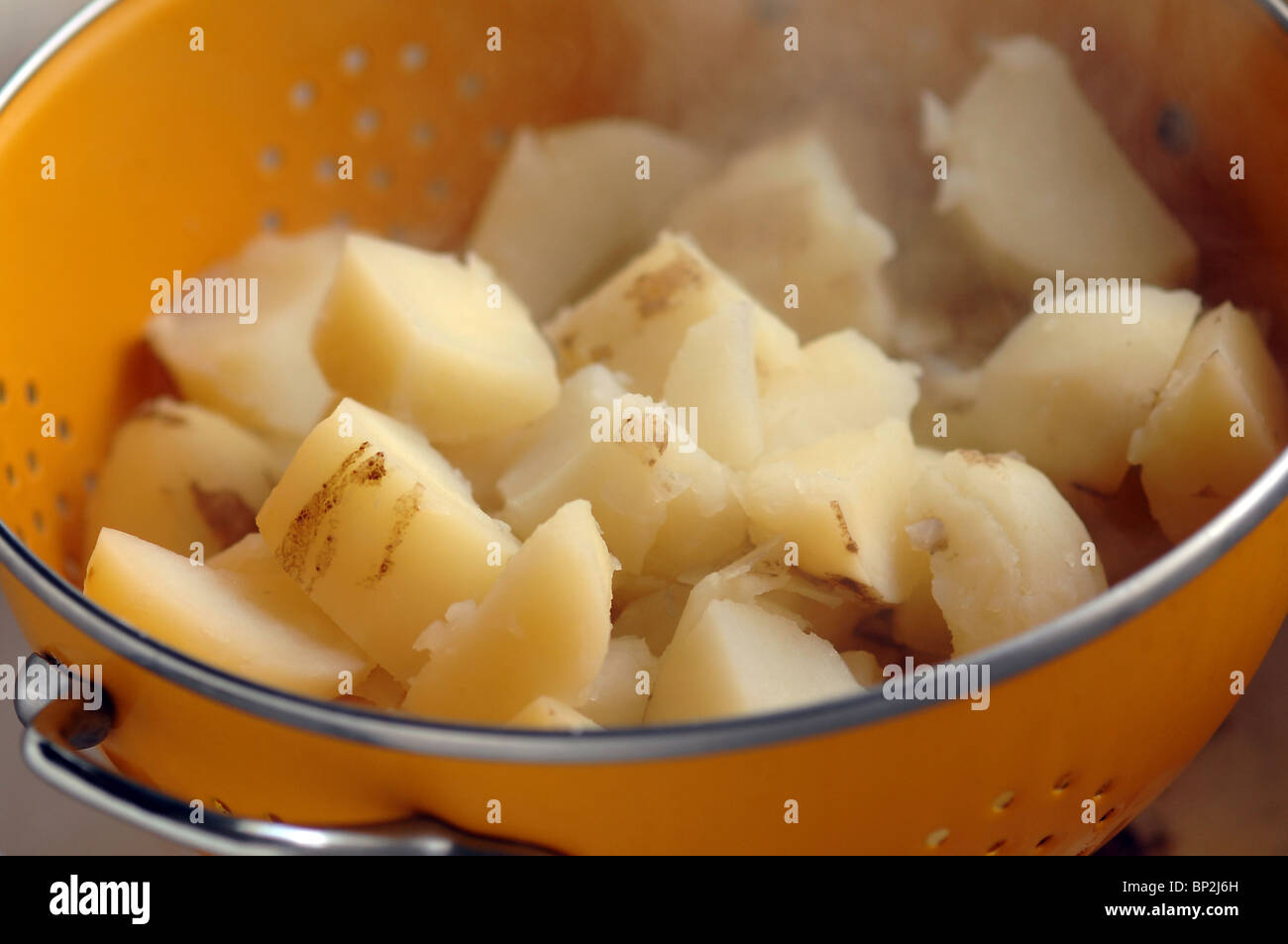 Cooked potatoes hi-res stock photography and images - Alamy