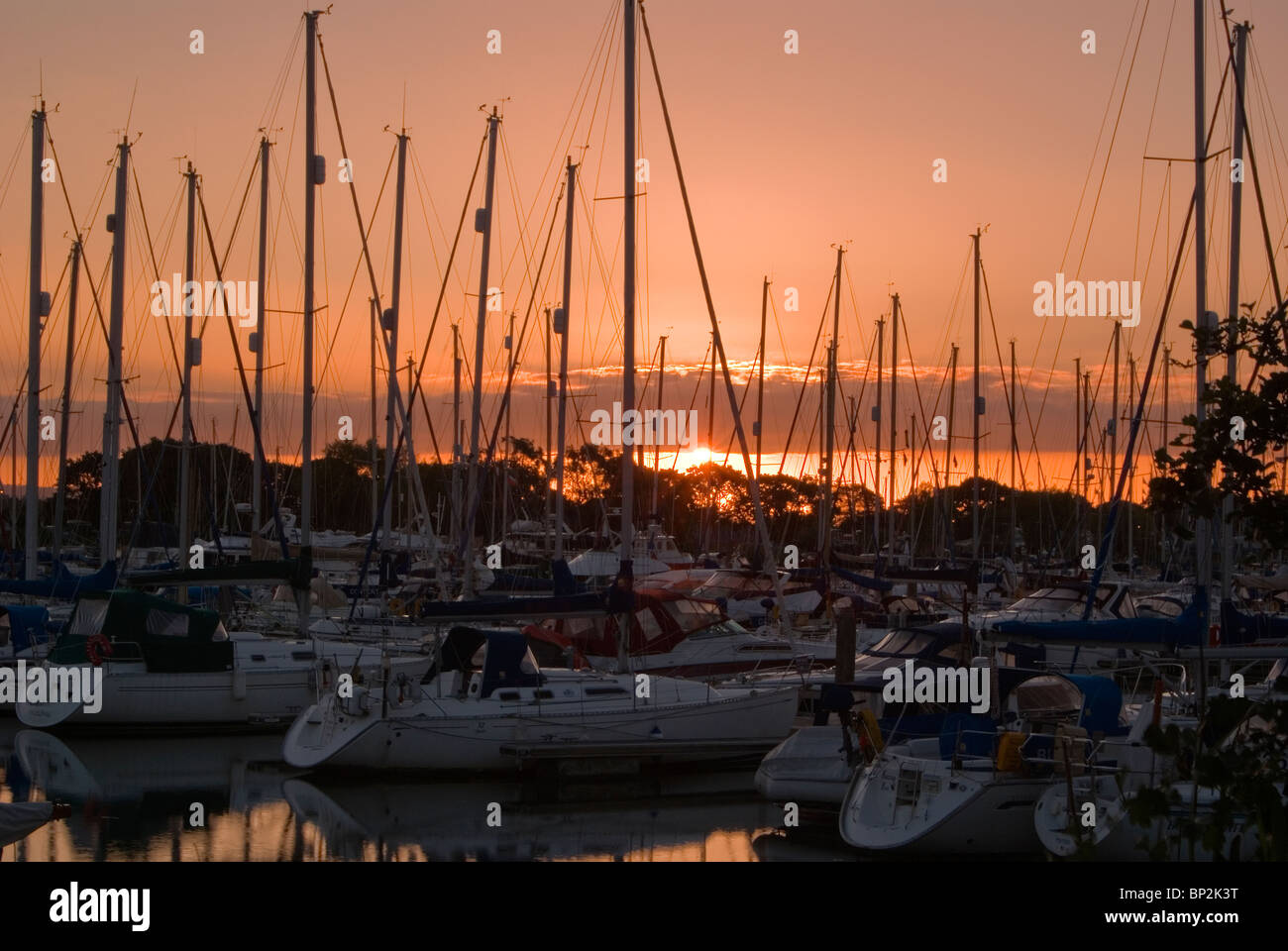 Marina sunrise hi-res stock photography and images - Alamy