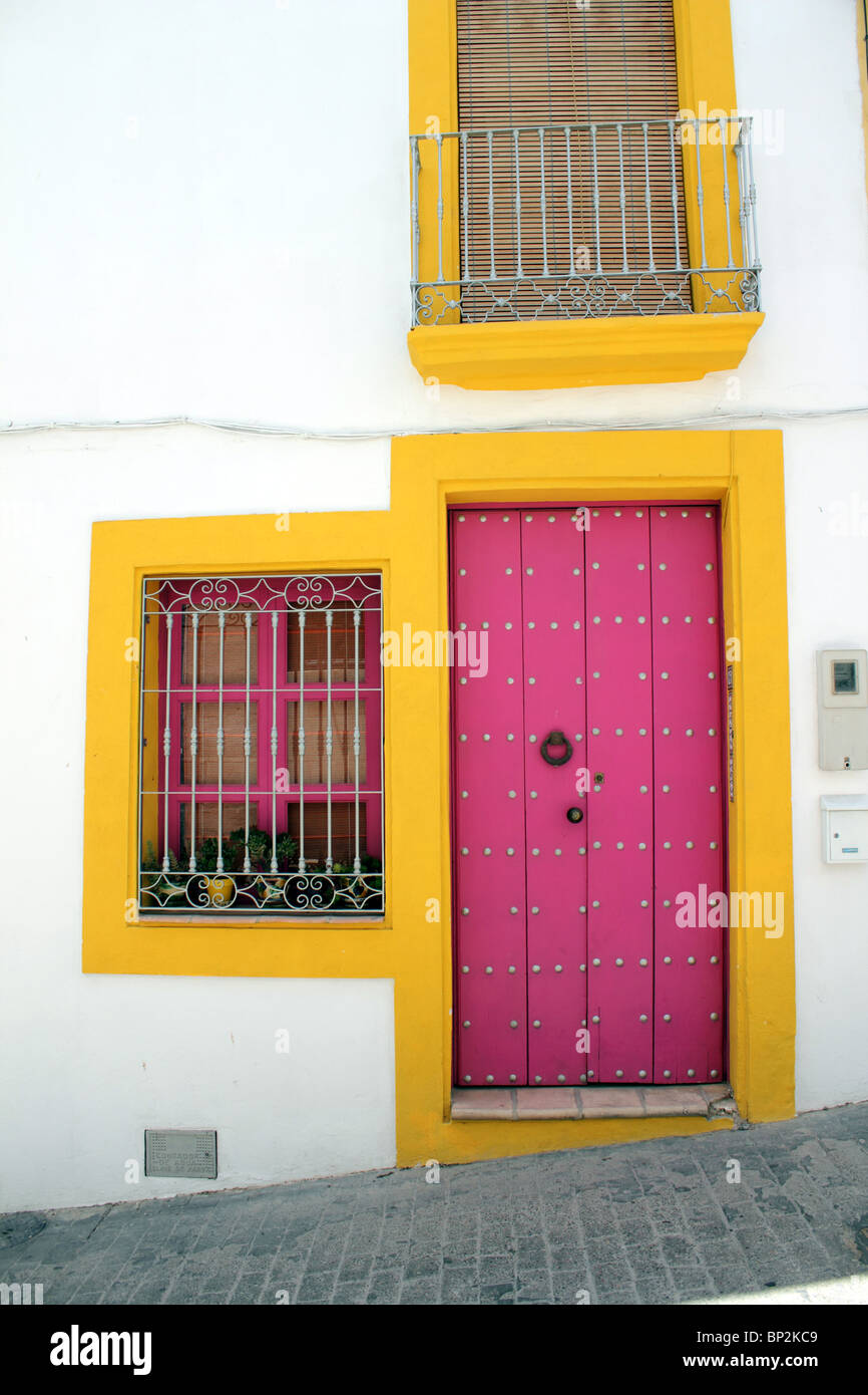 Pink window frame hi-res stock photography and images - Alamy