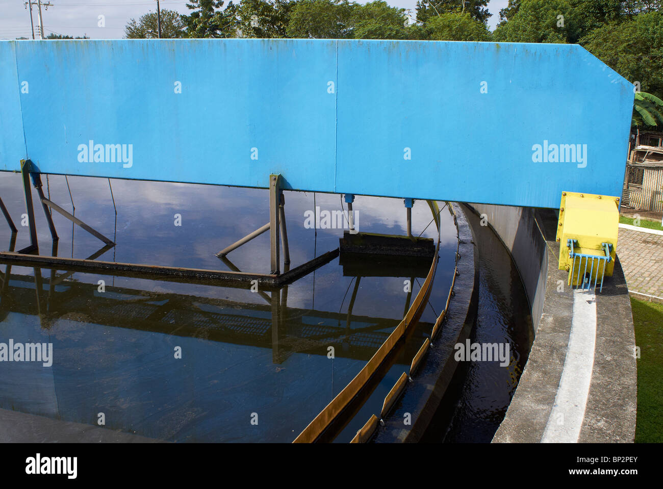 Sludge clarifier hi-res stock photography and images - Alamy