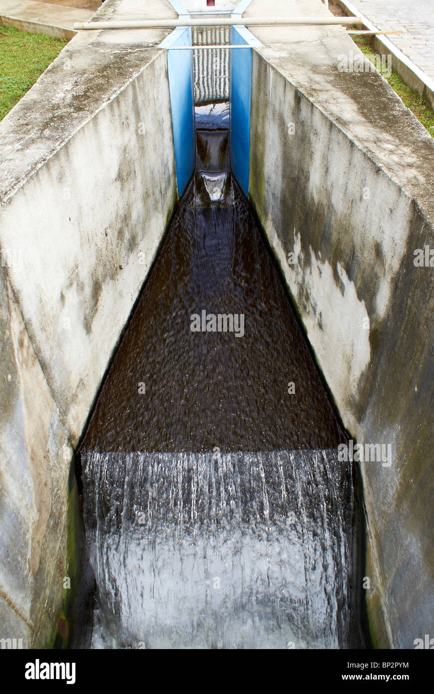 Wastewater flow hi-res stock photography and images - Alamy