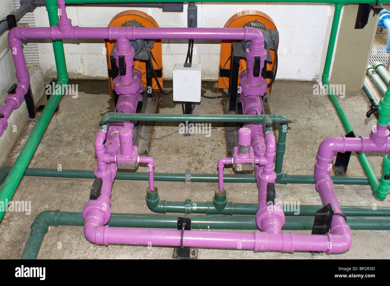 Pump station piping hi-res stock photography and images - Alamy