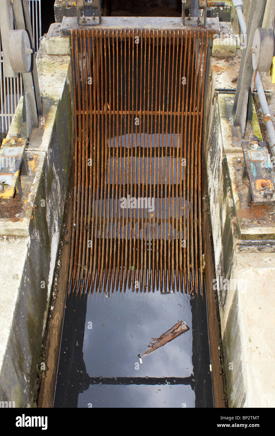 Fine screen in a wastewater treatment plant Stock Photo - Alamy
