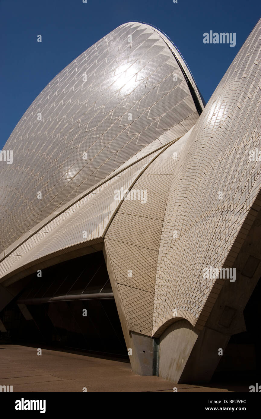 Sydney Opera House, Australia - tiles patterns and shapes Stock Photo ...