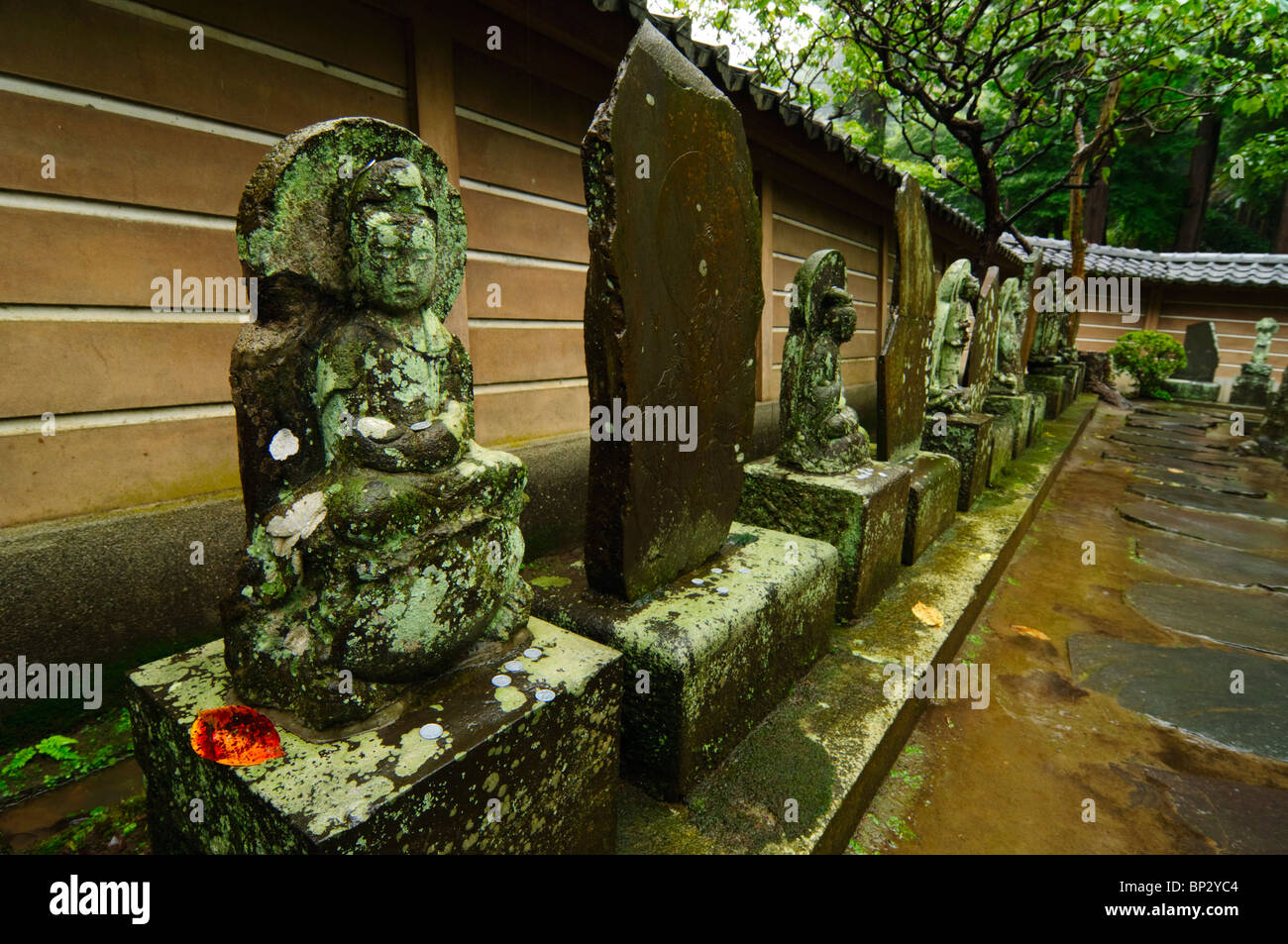 Stone Sculptures at Engaku-ji Temple in Kamakura, Kamakura, Honshu ...