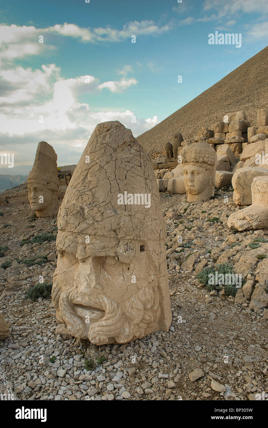 Nemrut Mountain God statues Kahta Turkey Stock Photo - Alamy