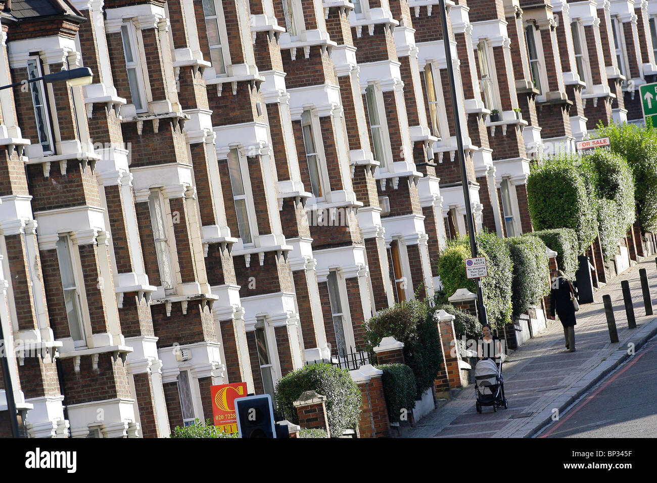 A terraced street in South London. Picture by James Boardman Stock ...
