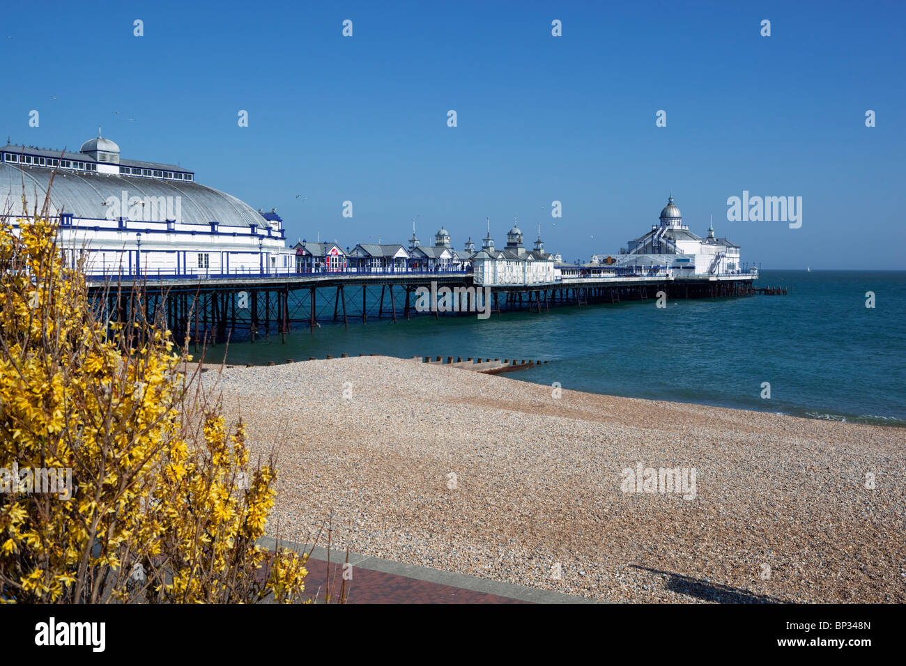 Eastbourne Pier Beach Stock Photos & Eastbourne Pier Beach Stock Images ...