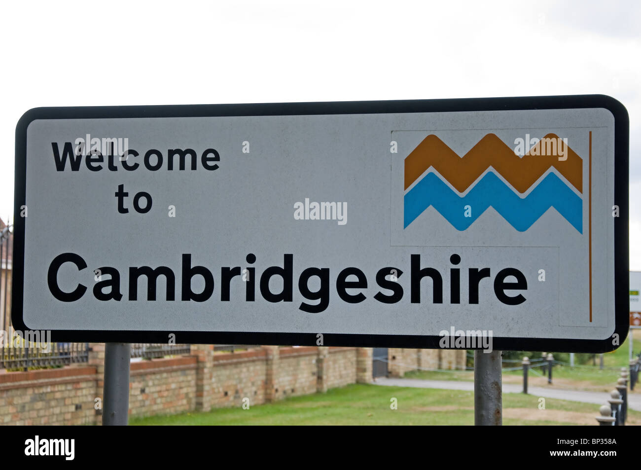 Welcome to Cambridgeshire sign Stock Photo - Alamy