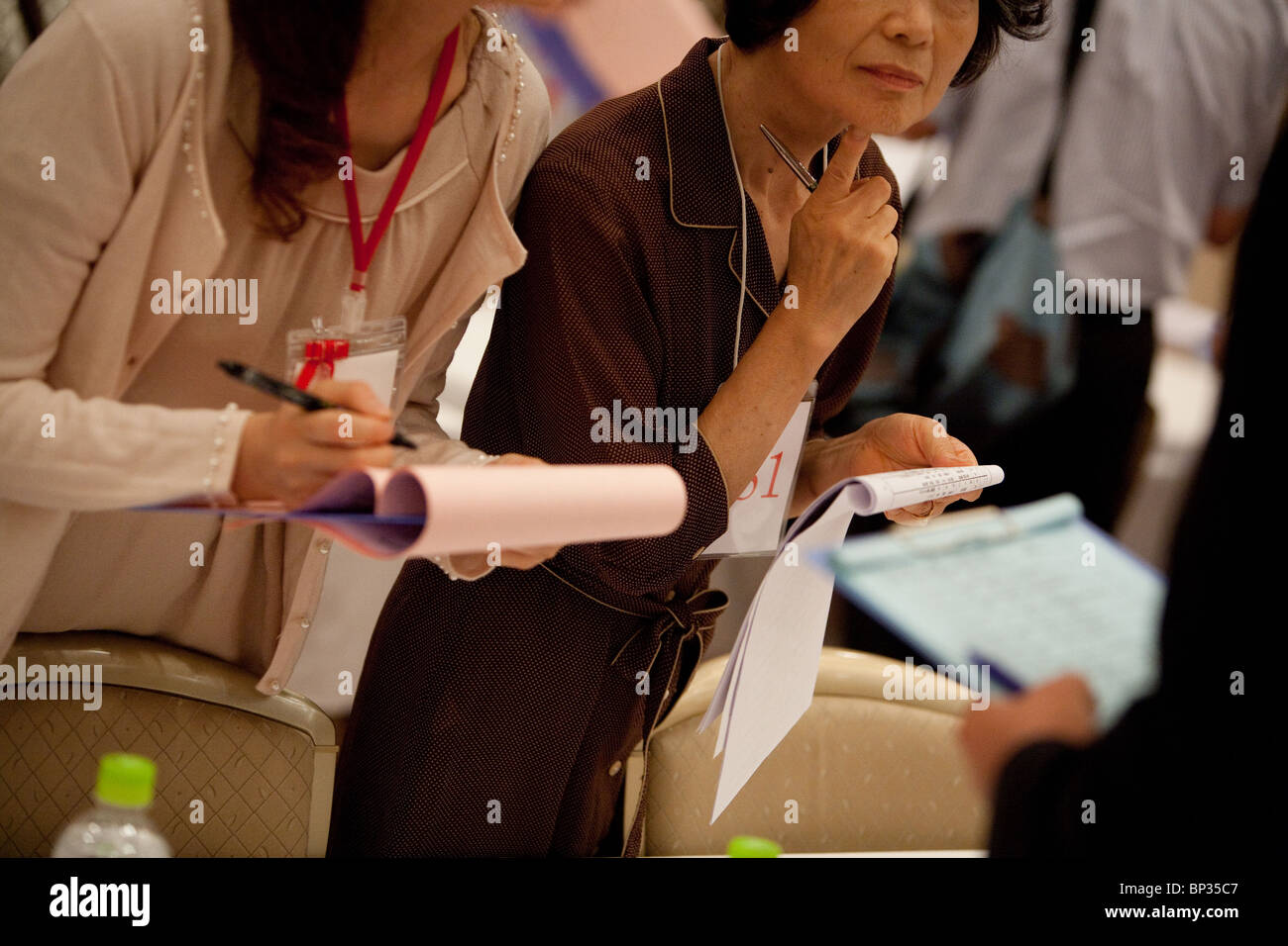 Arranged marriages hi-res stock photography and images - Alamy