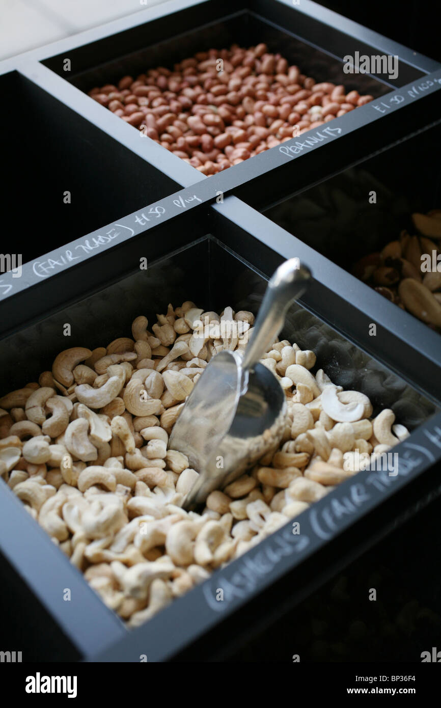 Unpackaged an organic grocer environmentally friendly by using less ...