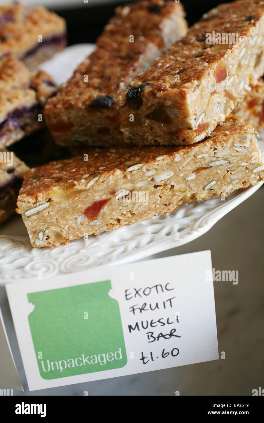 Unpackaged and shop hi-res stock photography and images - Alamy