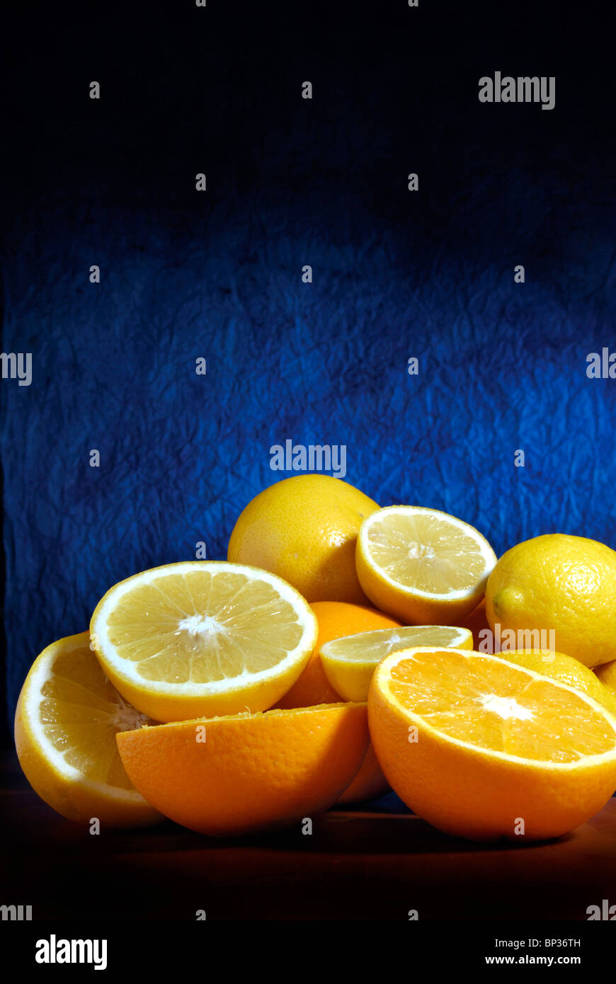 organic oranges and lemons Stock Photo - Alamy