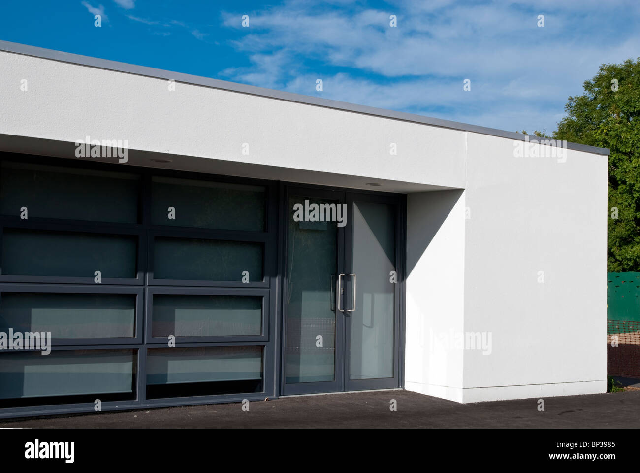 Knights Enham Infant and Junior School exteriors Stock Photo - Alamy